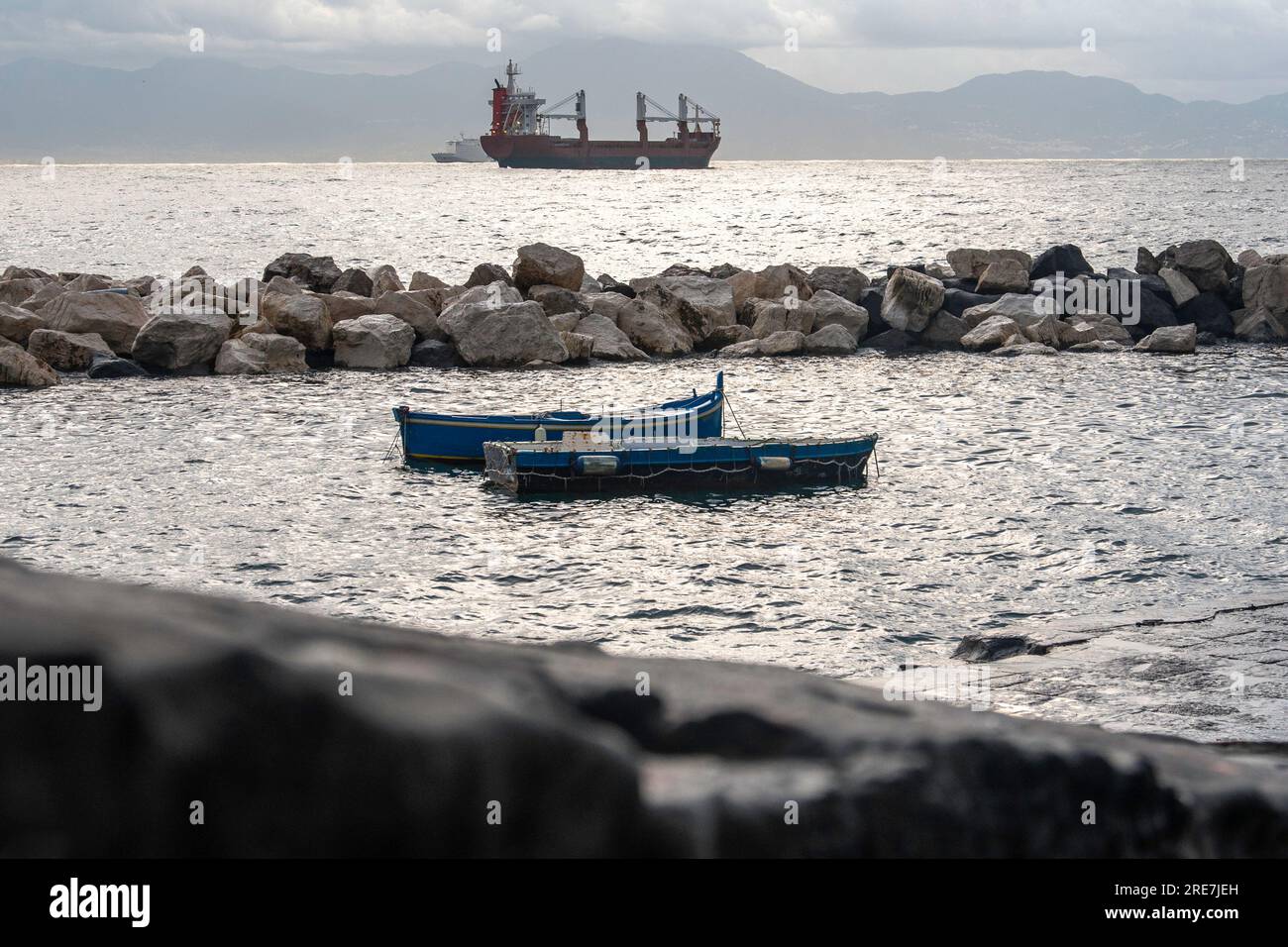 Row boat rain hi-res stock photography and images - Alamy