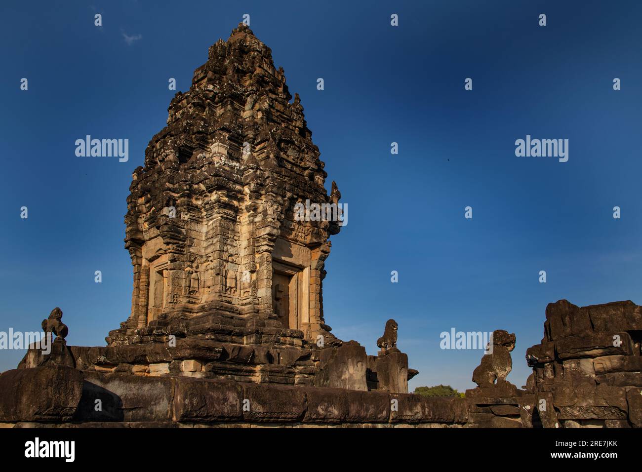 Inner Sanctuary, Bakong Hindu Temple (built in 881 by Khmer King ... Inner Sanctuary, Bakong Hindu Temple (built in 881 by Khmer King ...