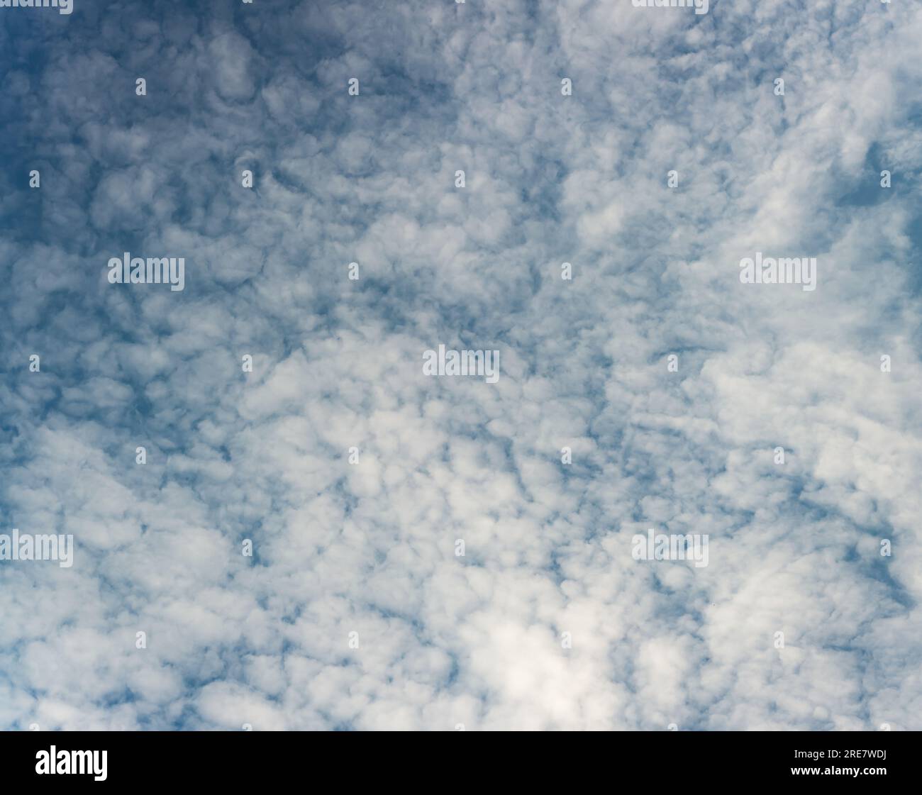 High res clouds hi-res stock photography and images - Alamy