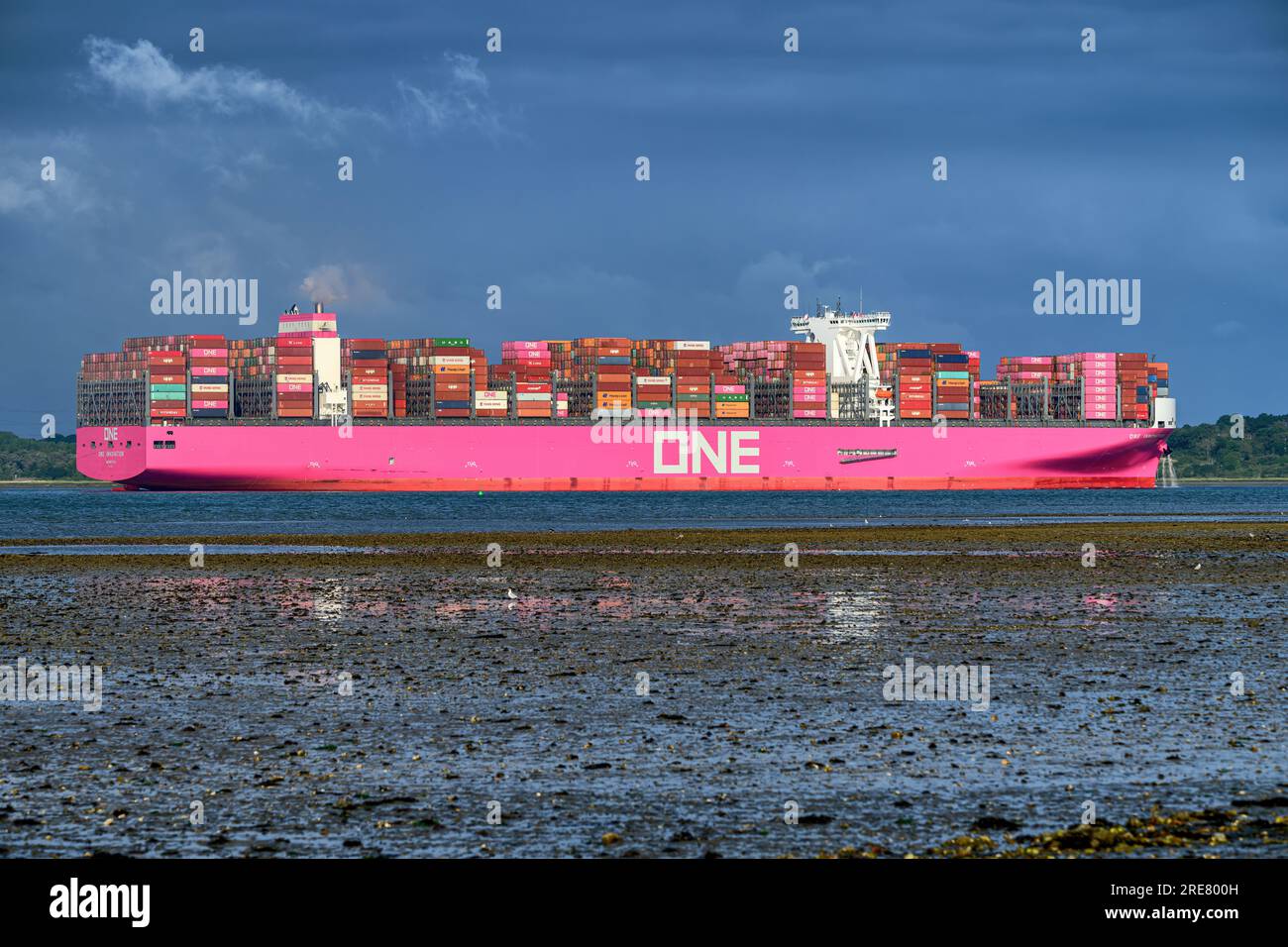 Megamax hi-res stock photography and images - Alamy