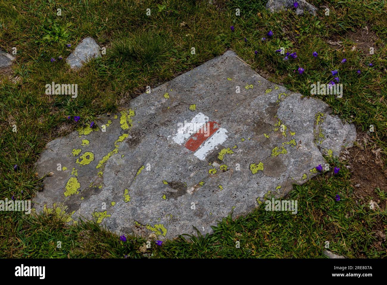 Hiking marker on a rock in Rila mountains, Bulgaria Stock Photo - Alamy