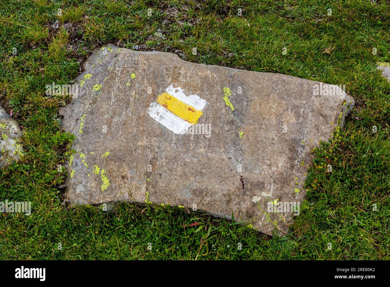 Hiking marker on a rock in Rila mountains, Bulgaria Stock Photo - Alamy