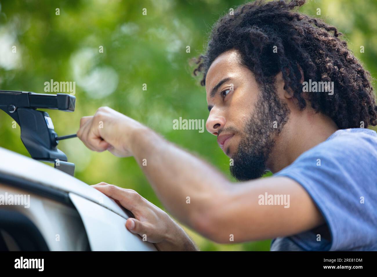 Install rails hi-res stock photography and images - Alamy