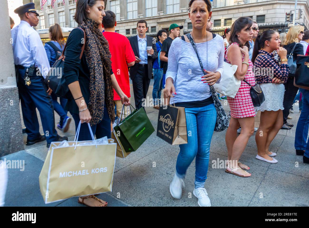 Diverse affluent business people hi-res stock photography and images ...