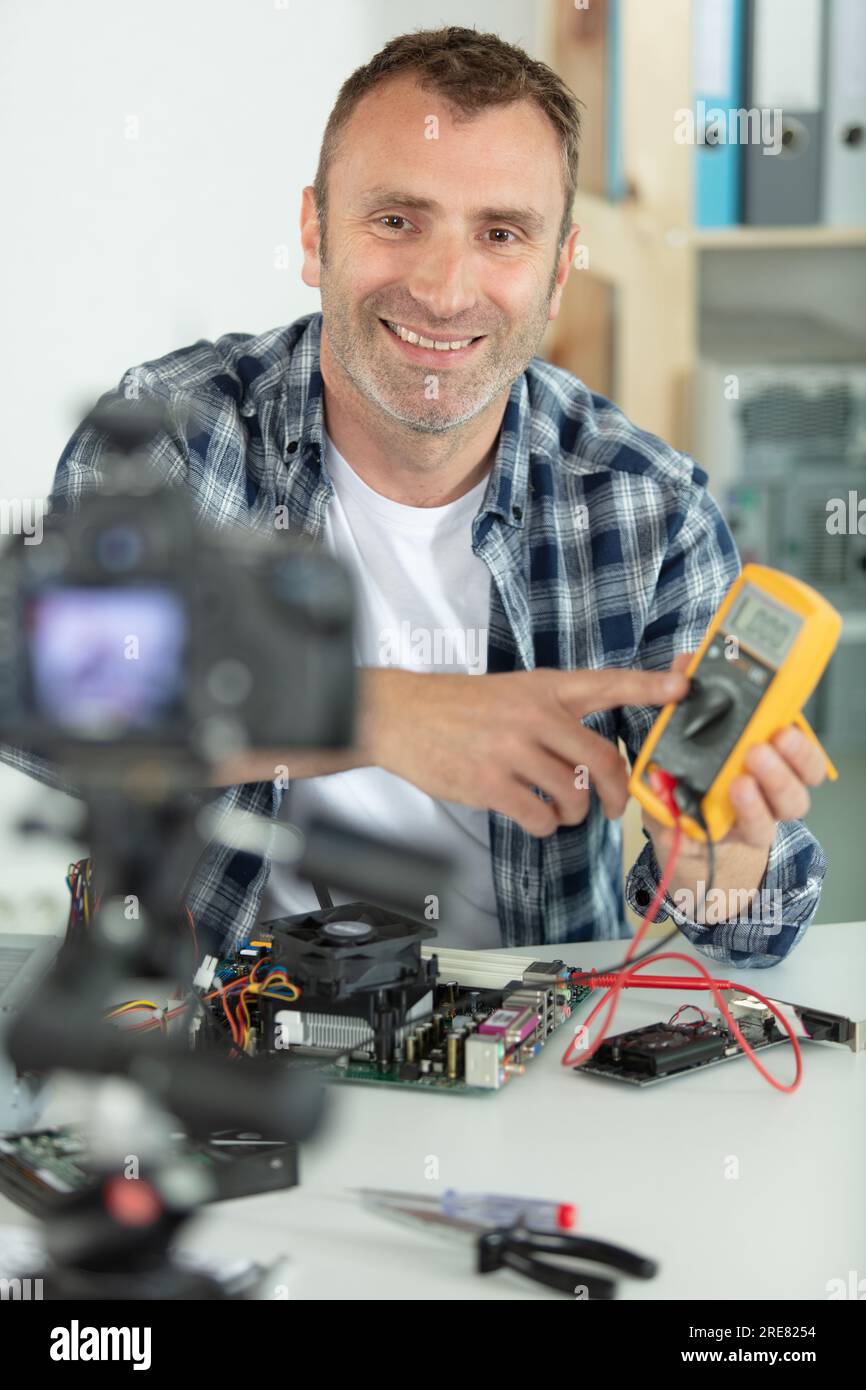 Manv hi-res stock photography and images - Alamy