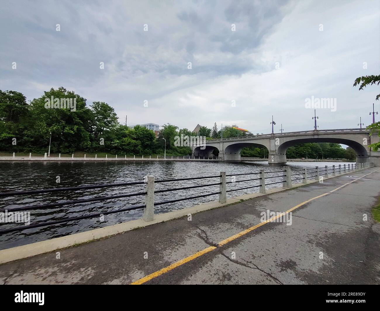 Rideau canal building hi-res stock photography and images - Alamy