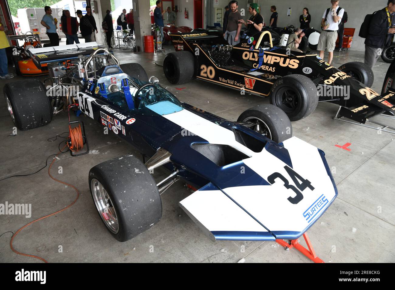 John surtees 1971 hi-res stock photography and images - Alamy