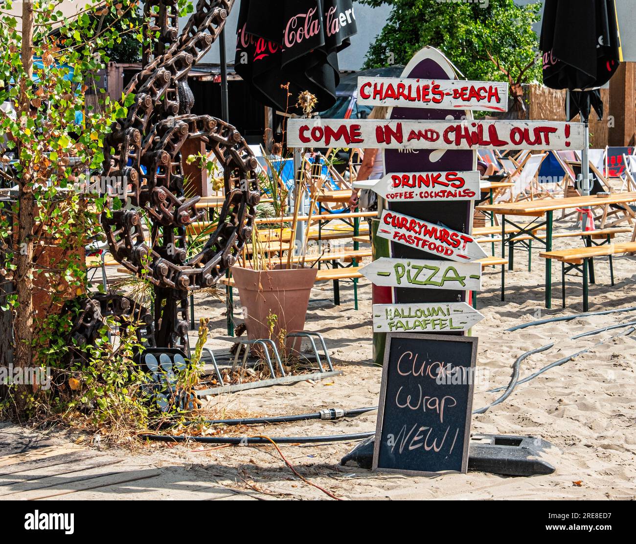 Charlie’s bar hi-res stock photography and images - Alamy