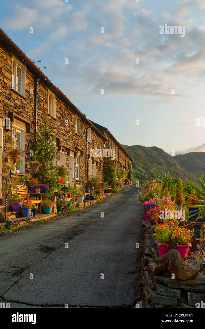 Traditional cottages in coniston hi-res stock photography and images ...