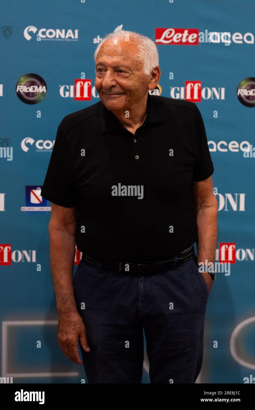 Mogol lyricist hi-res stock photography and images - Alamy