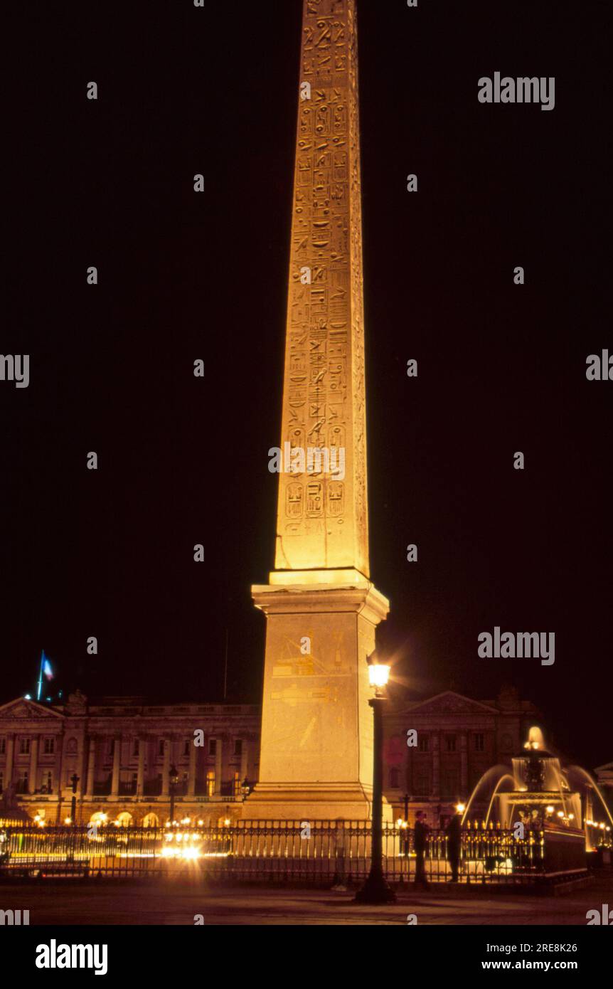 Night view of the Obelisk of Luxor in the Place de la Concorde Paris ...