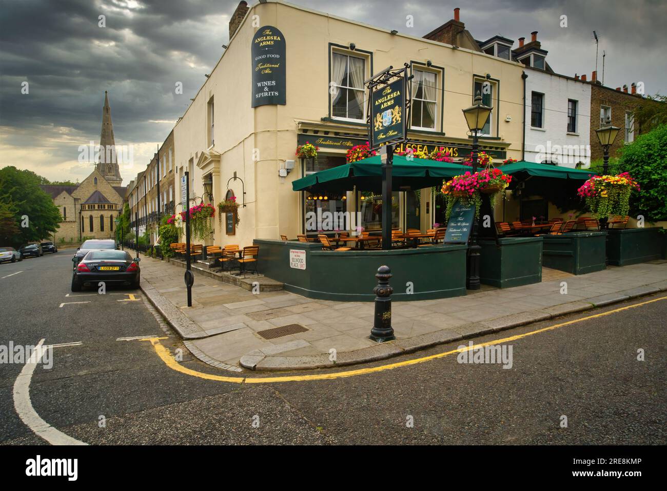 Anglesea Arms Pub in South Kensington Stock Photo - Alamy