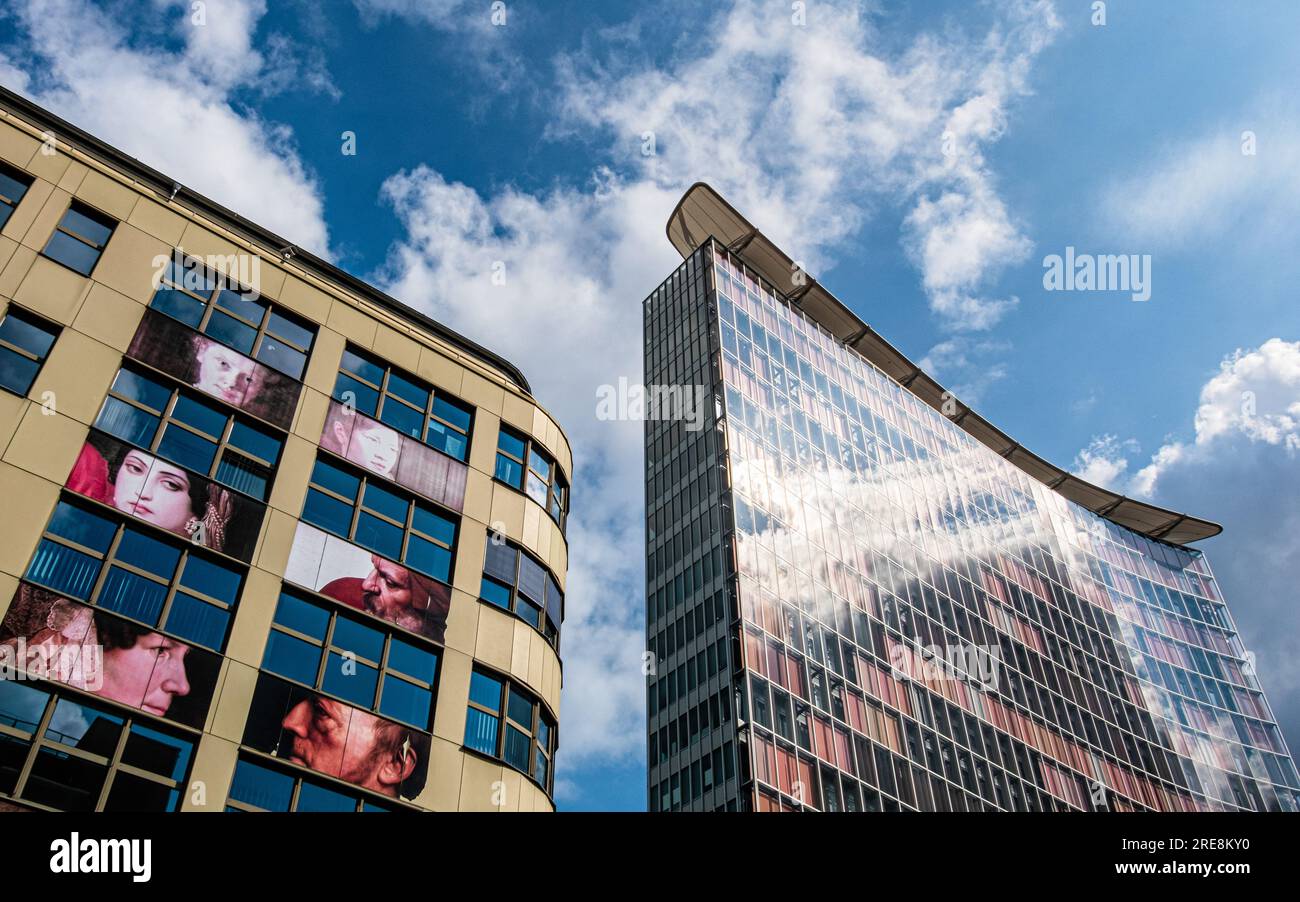 Rocket tower hi-res stock photography and images - Alamy