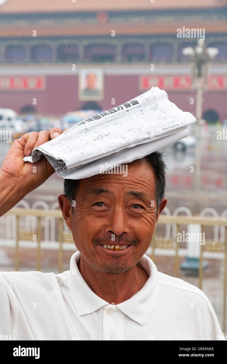 Tourist protecting himself from hi-res stock photography and images - Alamy