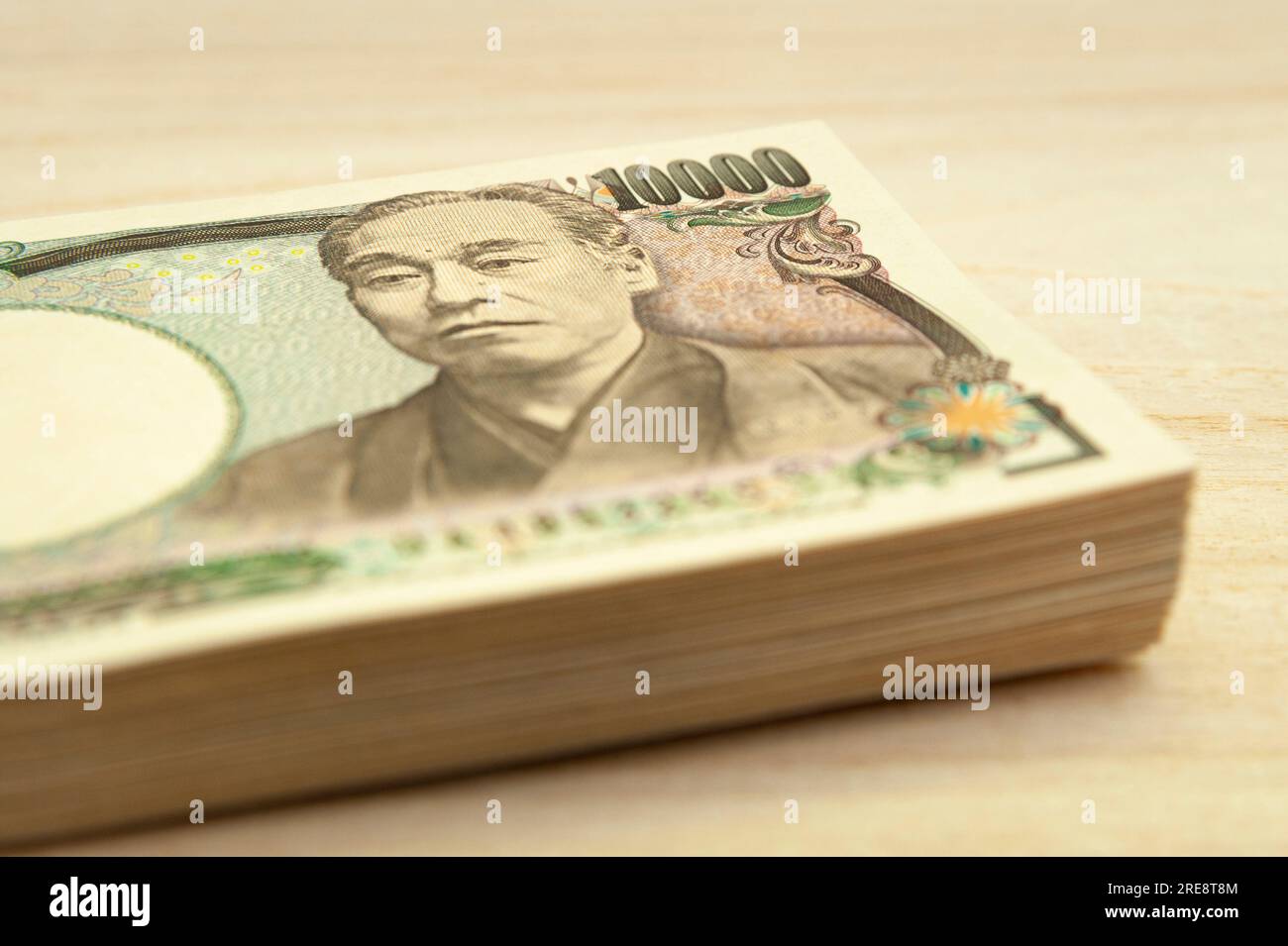 10 000 yen note hi-res stock photography and images - Alamy