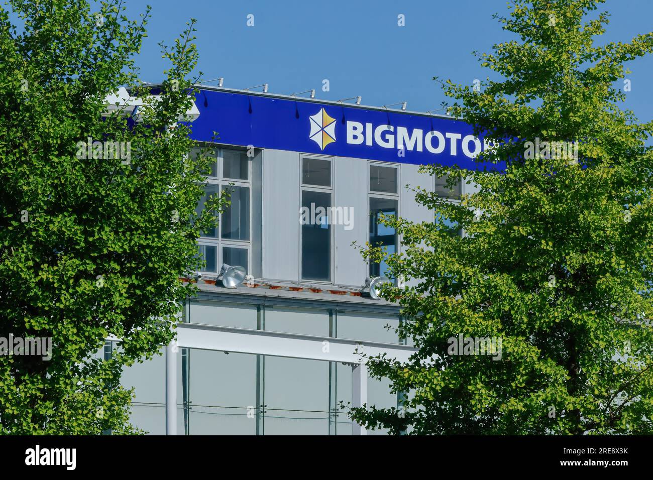 Bigmotor hi-res stock photography and images - Alamy