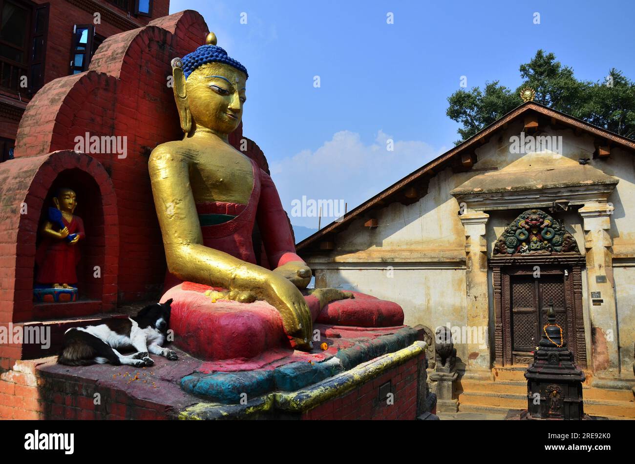 Swayambhu swayambu swayambhunath hi-res stock photography and images ...
