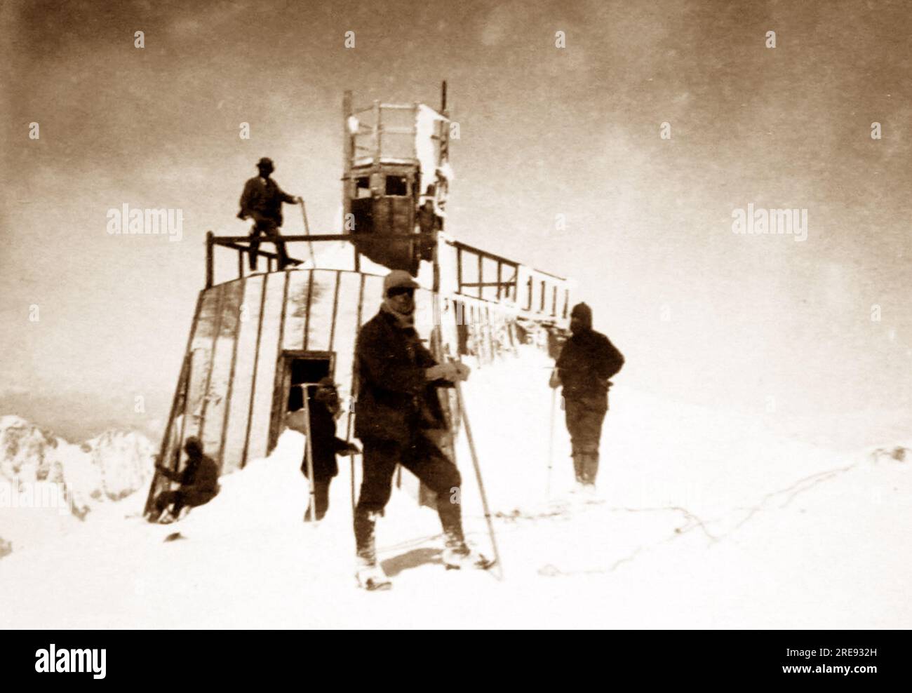 Observatory on the summit of Mont Blanc, Victorian period Stock Photo ...