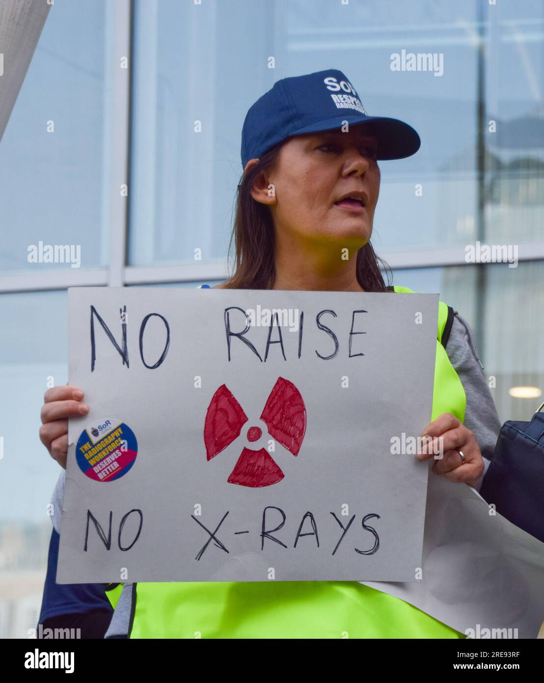 University college hospital radiographers hi-res stock photography and ...