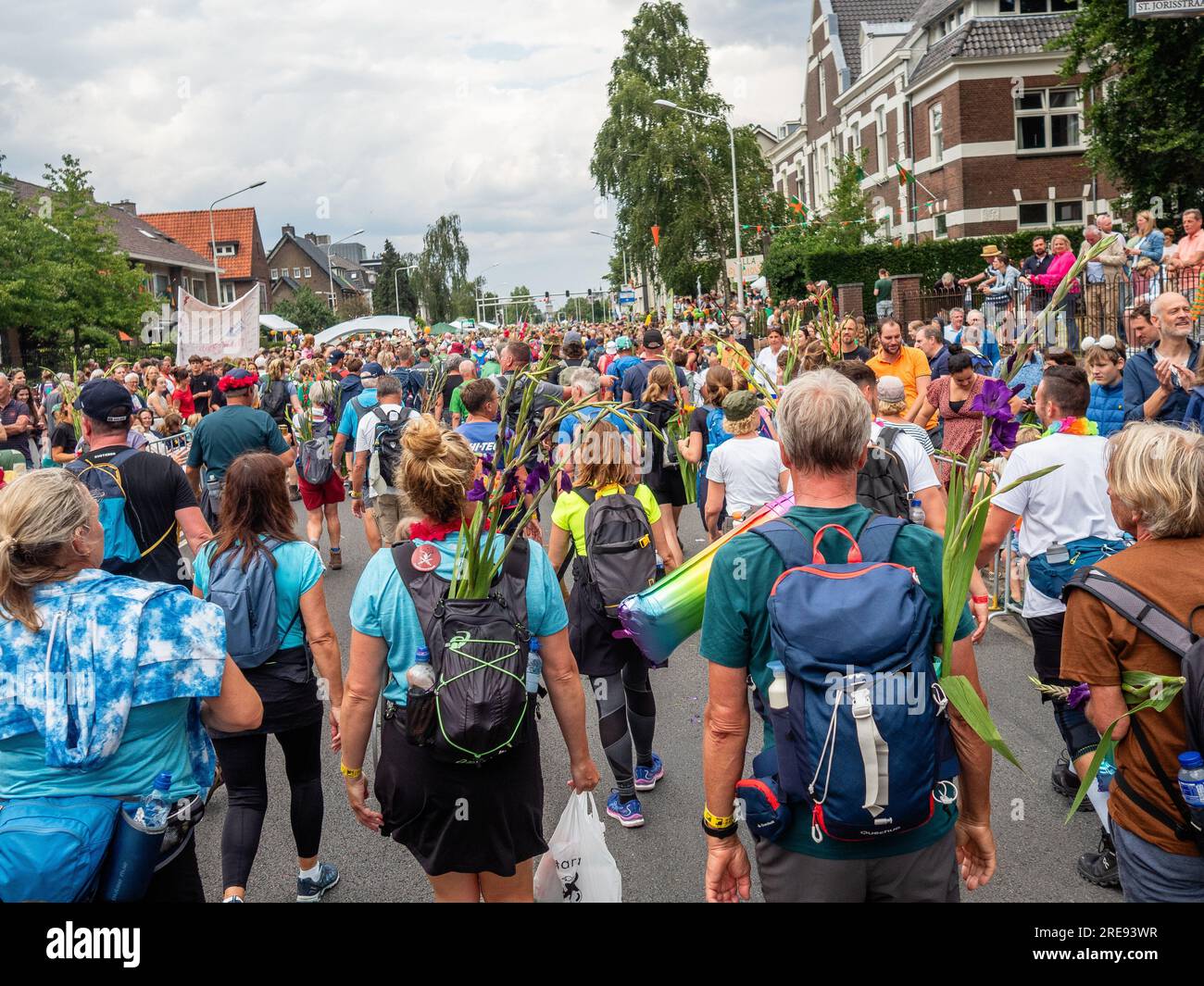 Last day nijmegen marches hi-res stock photography and images - Alamy