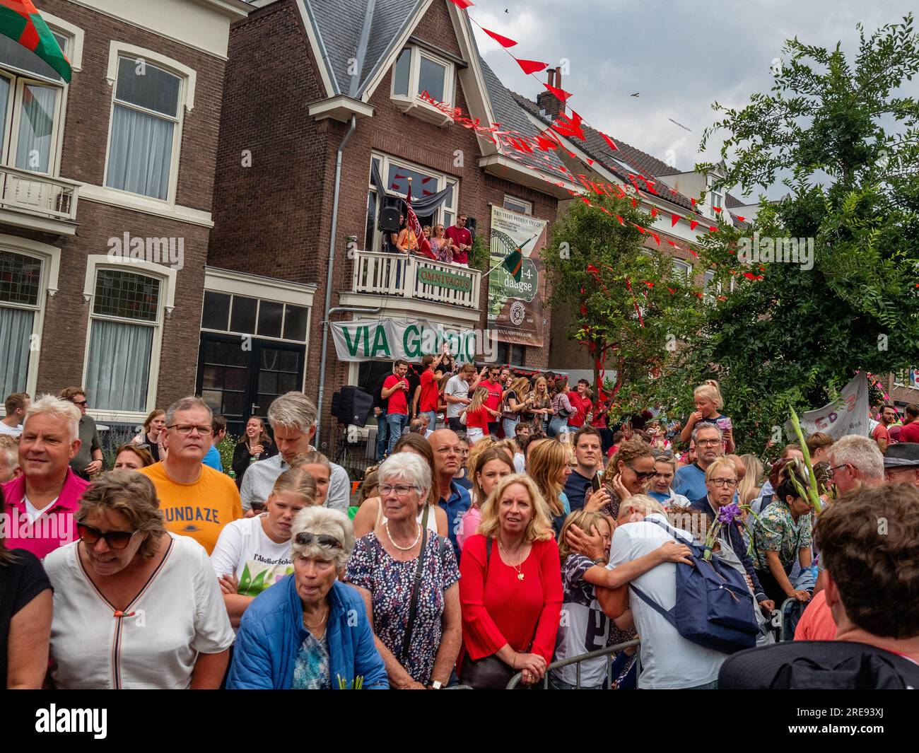 Four day marches in the netherlands hi-res stock photography and images ...