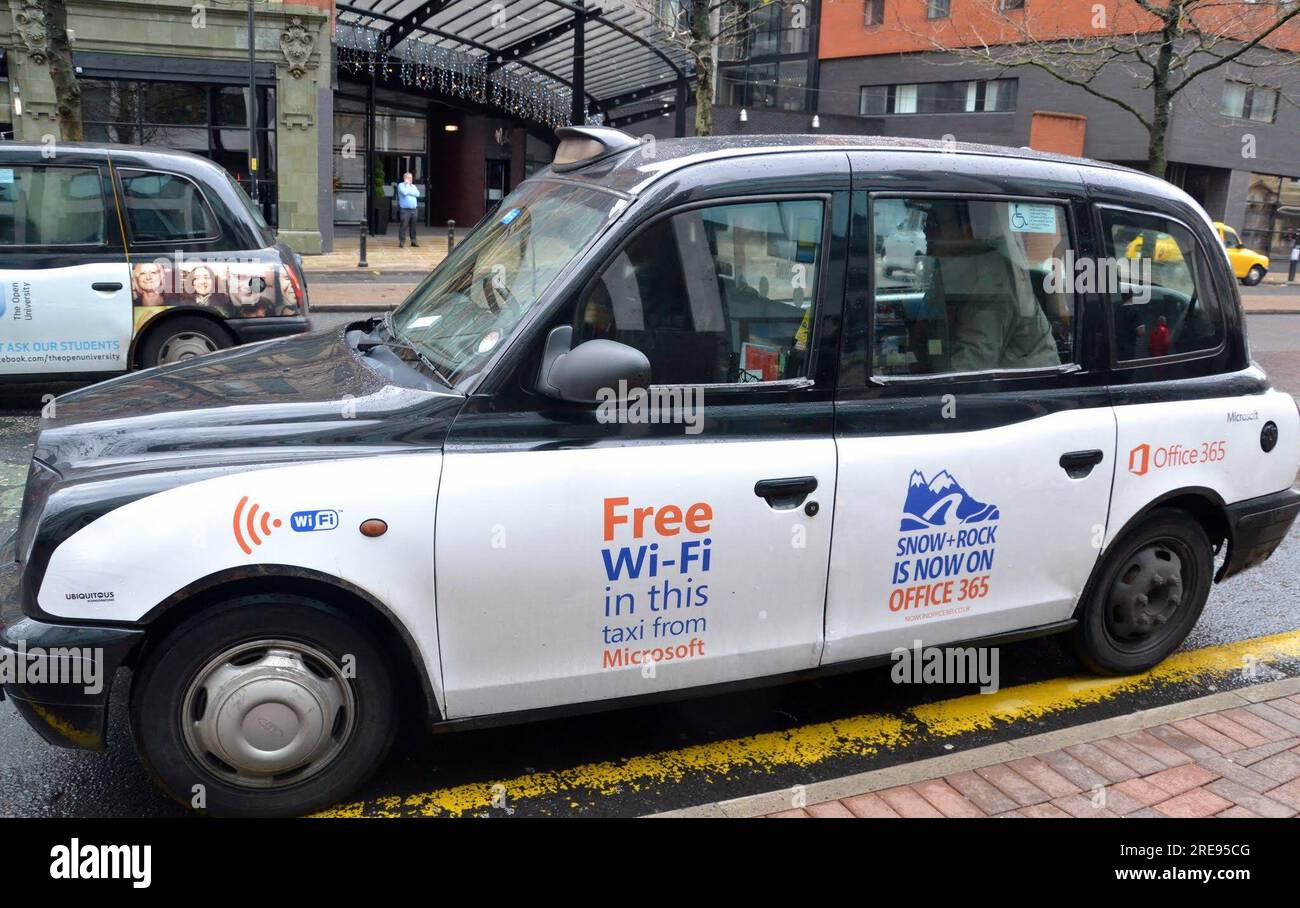 Advertises free wi fi hi-res stock photography and images - Alamy