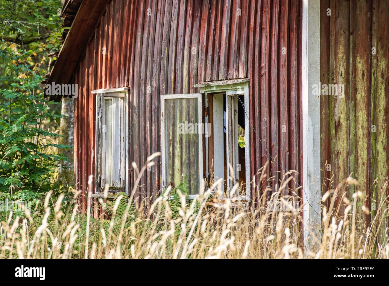 Old cottage in bad conditions with open windows Stock Photo - Alamy