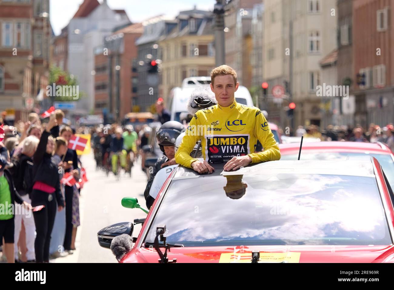 Celebrating tour de france winner 2023 Jonas Vingegaard in Copenhagen ...