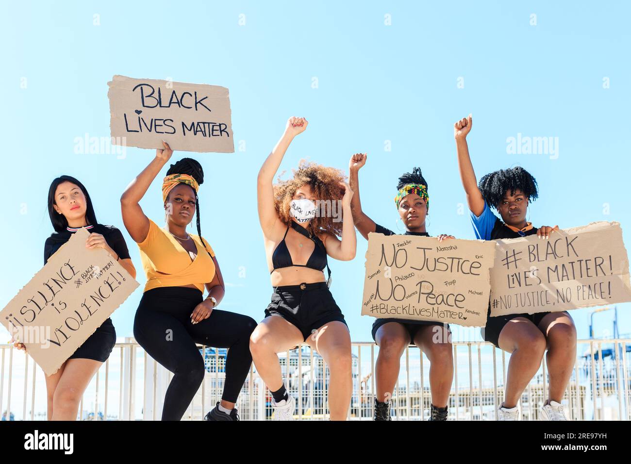 Diverse group activists people hi-res stock photography and images - Alamy