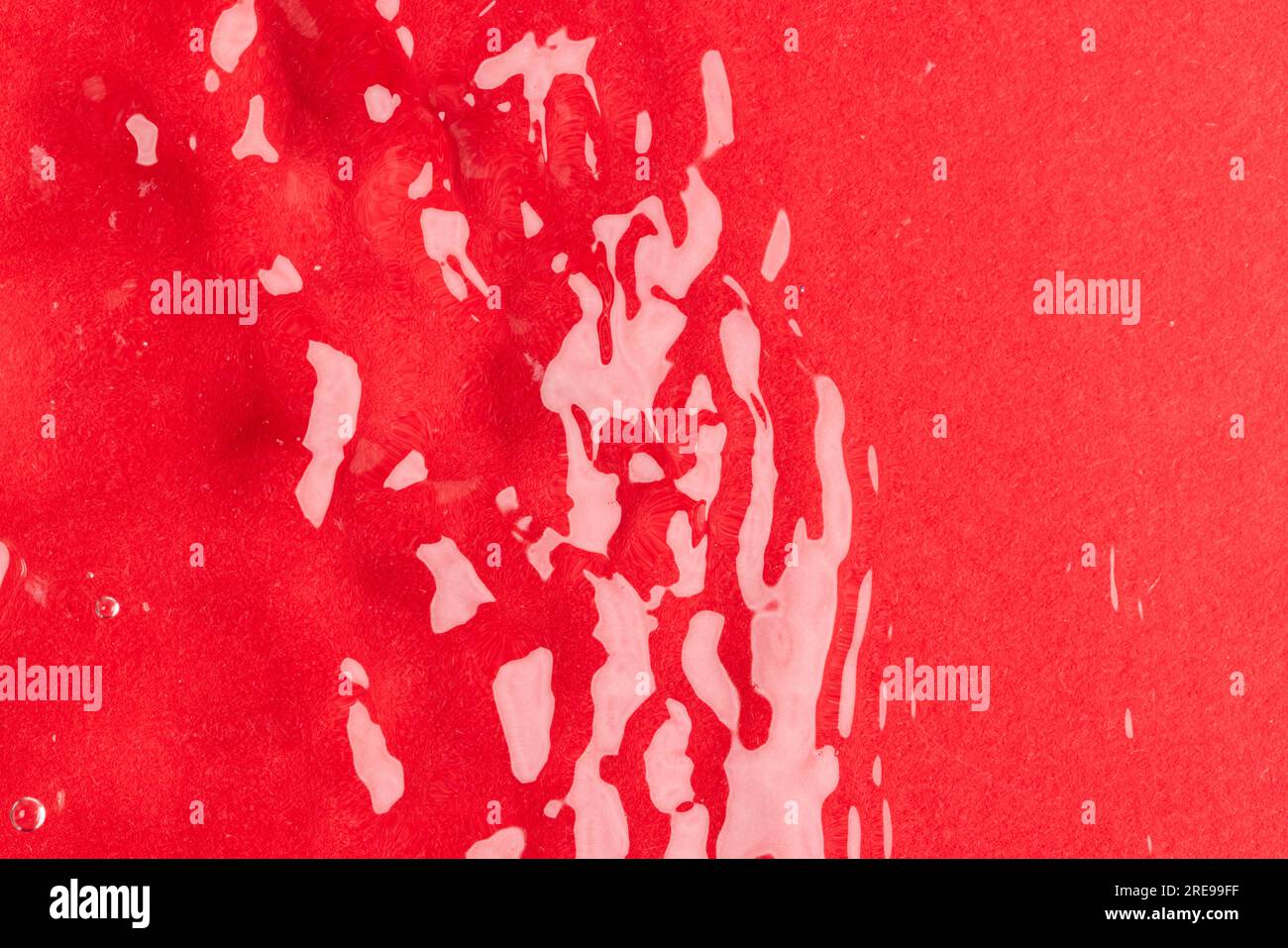 Red water background ripples hi-res stock photography and images - Alamy