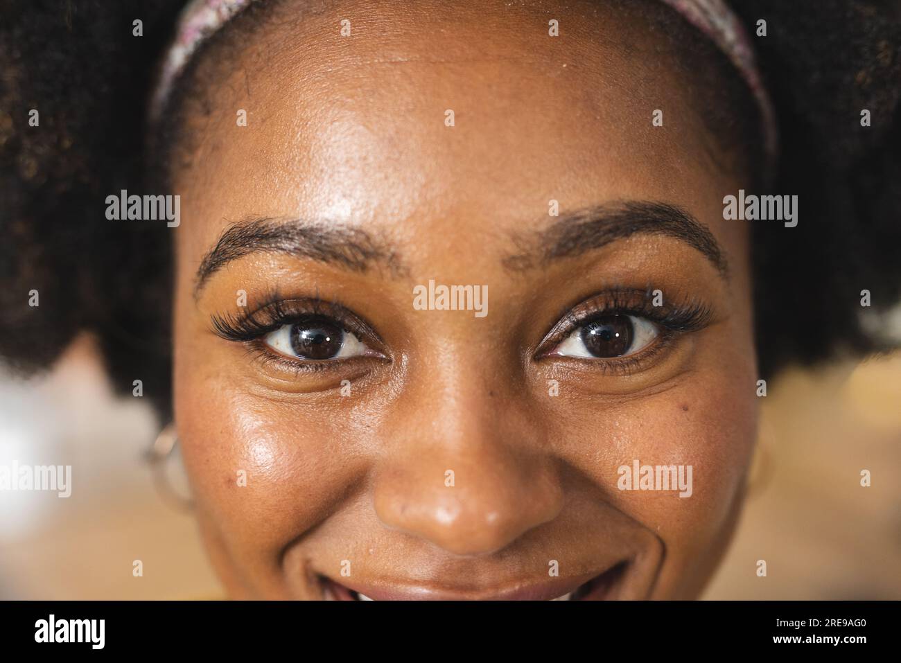 Smiling portrait african american hi-res stock photography and images ...