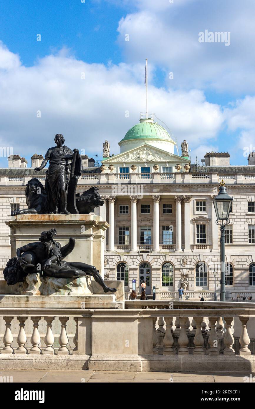 Neoclassical somerset house hi-res stock photography and images - Alamy