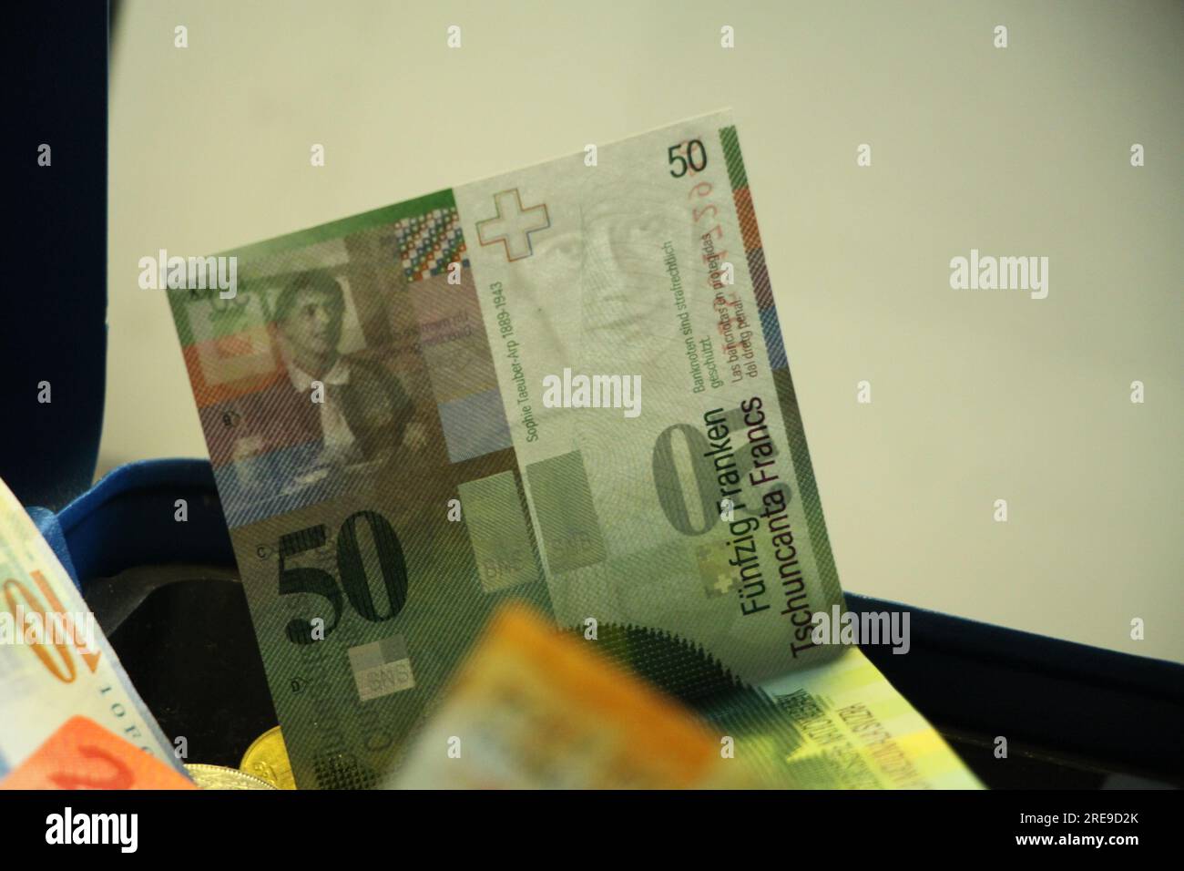Monaie Money inflation euro dollar franc Stock Photo - Alamy