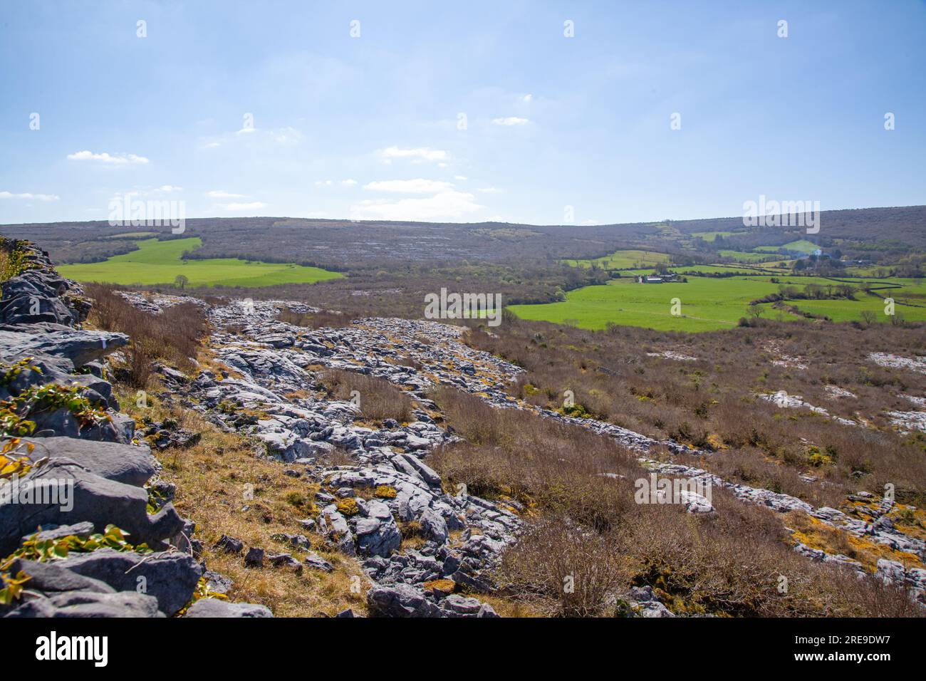 Scenic ireland images hi-res stock photography and images - Alamy