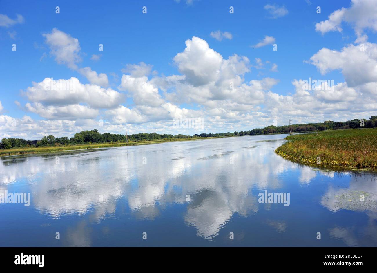 Yahara river trail hi-res stock photography and images - Alamy