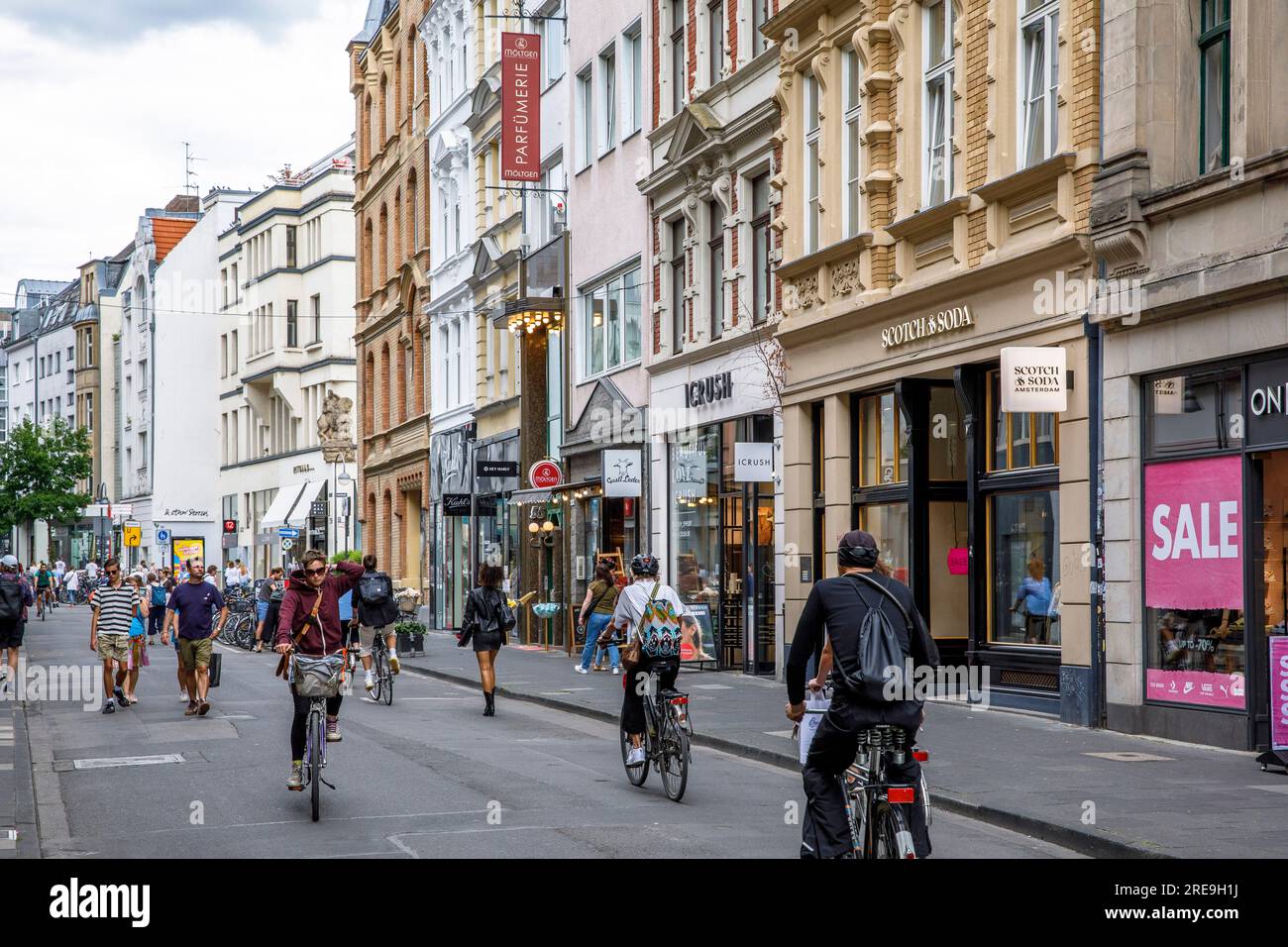 houses and shops on Ehrenstrasse in the city center, Cologne, Germany ...
