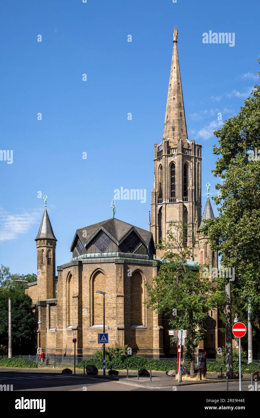 church of Sankt Mauritius on Mauritiuskirchplatz, Cologne, Germany ...