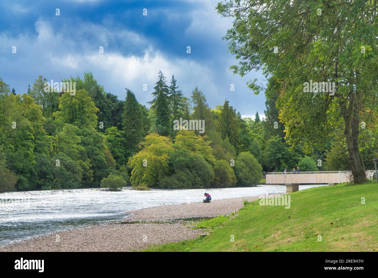 Looking south up River ness at Islands walk, near the centre of ...