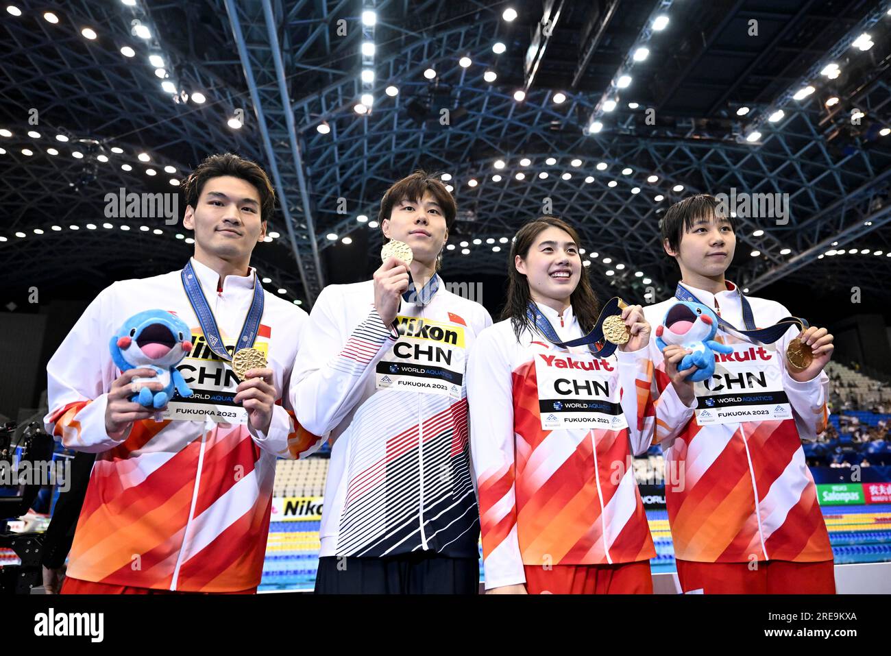 Fukuoka, Japan. 26th July, 2023. Gold medalists Xu Jiayu, Qin Haiyang ...