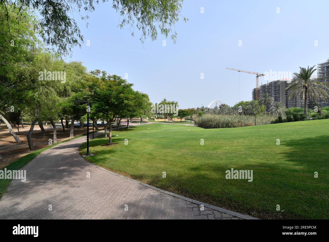 Dubai canal safa park hi-res stock photography and images - Alamy