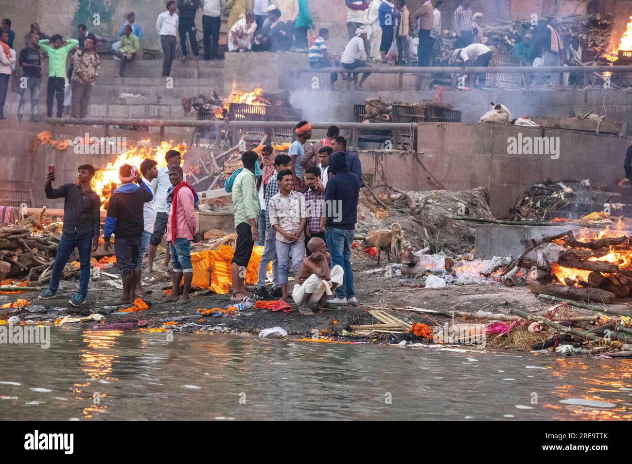 People prepare funeral pyres in Varanasi on the banks of the Ganges ...