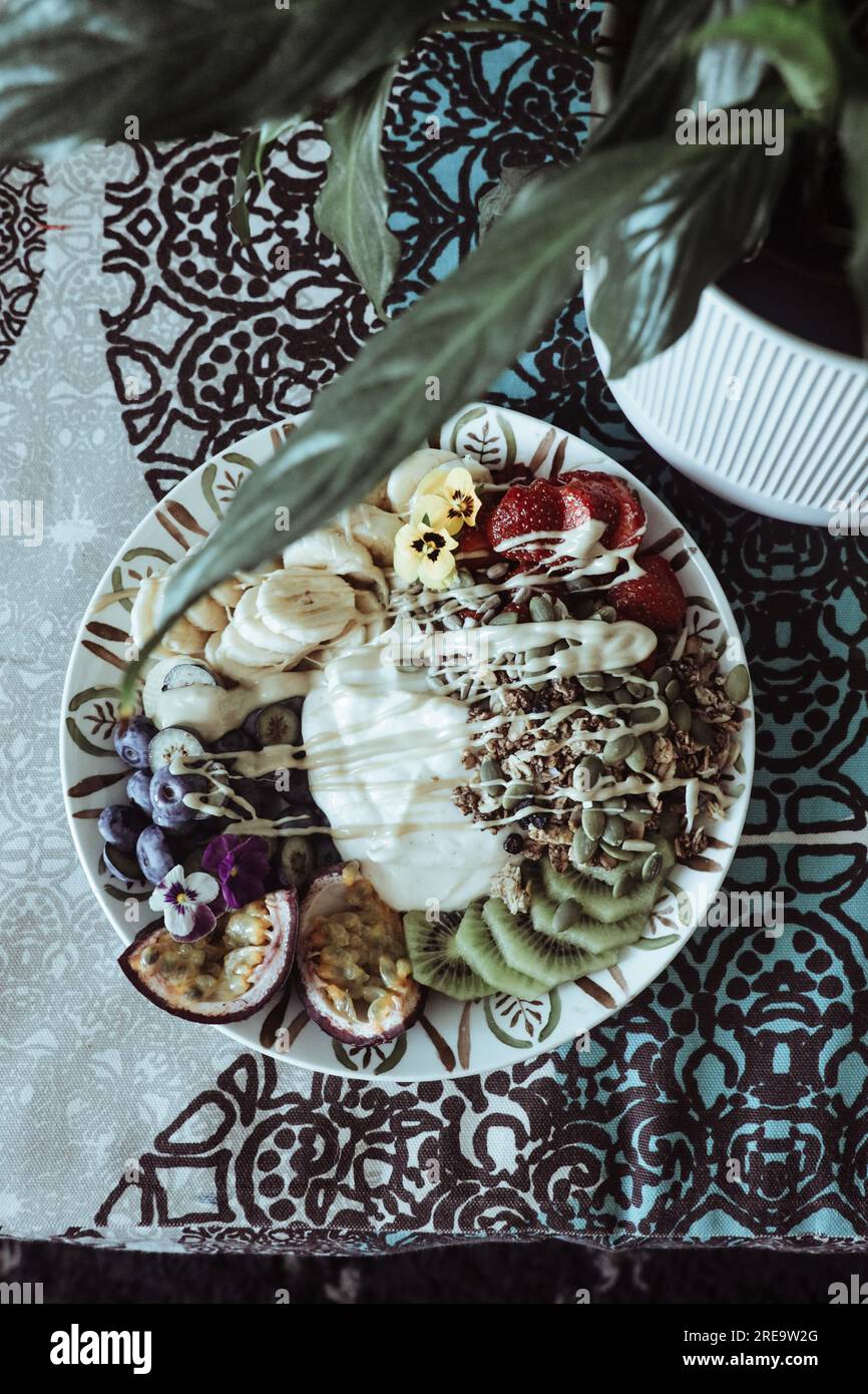 healthy breakfast plate Stock Photo - Alamy