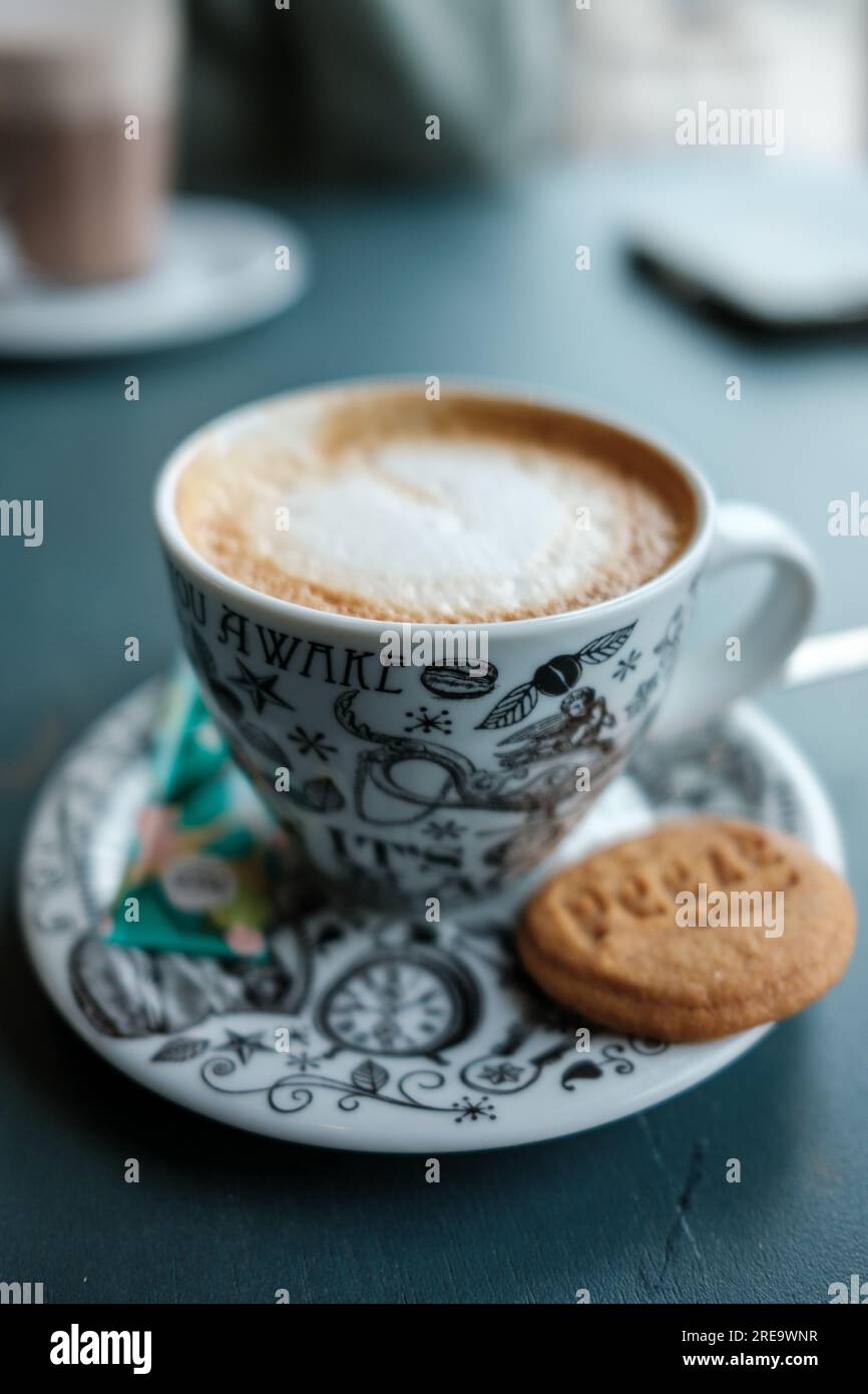 Italian cappuccino hi-res stock photography and images - Alamy