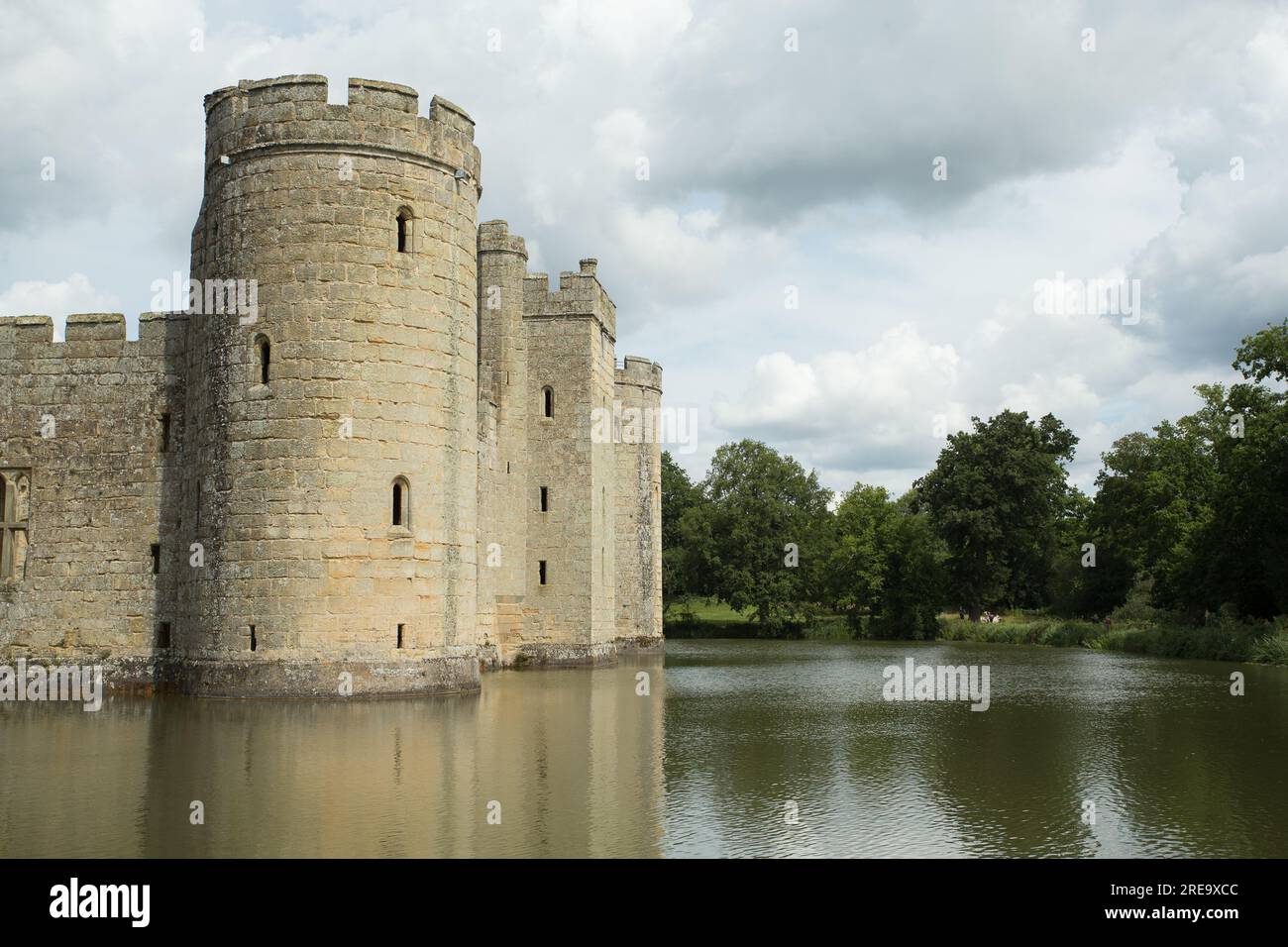 Medieval castle arrowslit ruin hi-res stock photography and images - Alamy