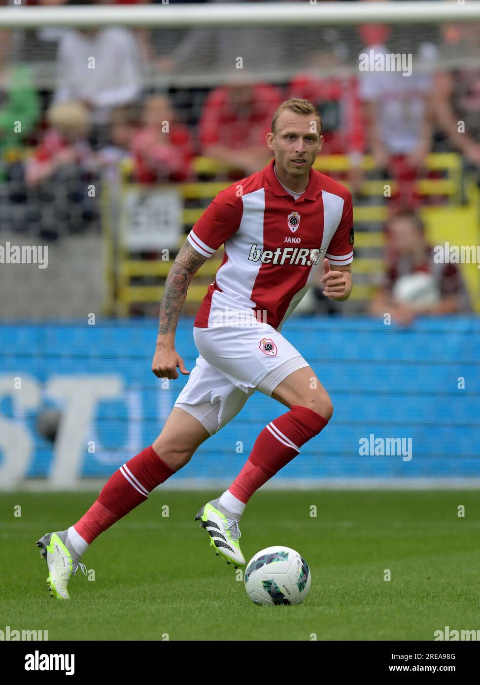 Ritchie de laet hi-res stock photography and images - Alamy