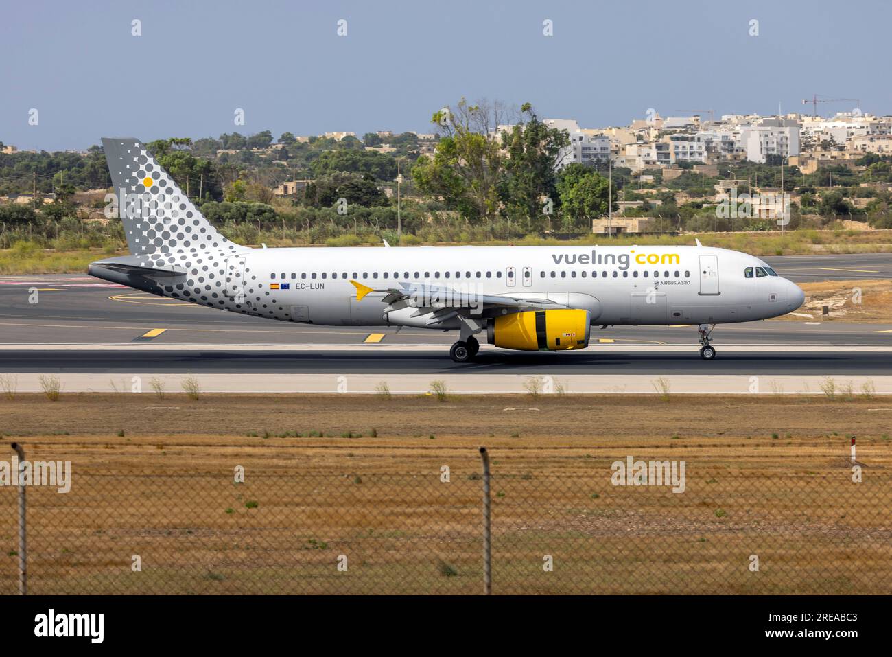 Lun plane hi-res stock photography and images - Alamy