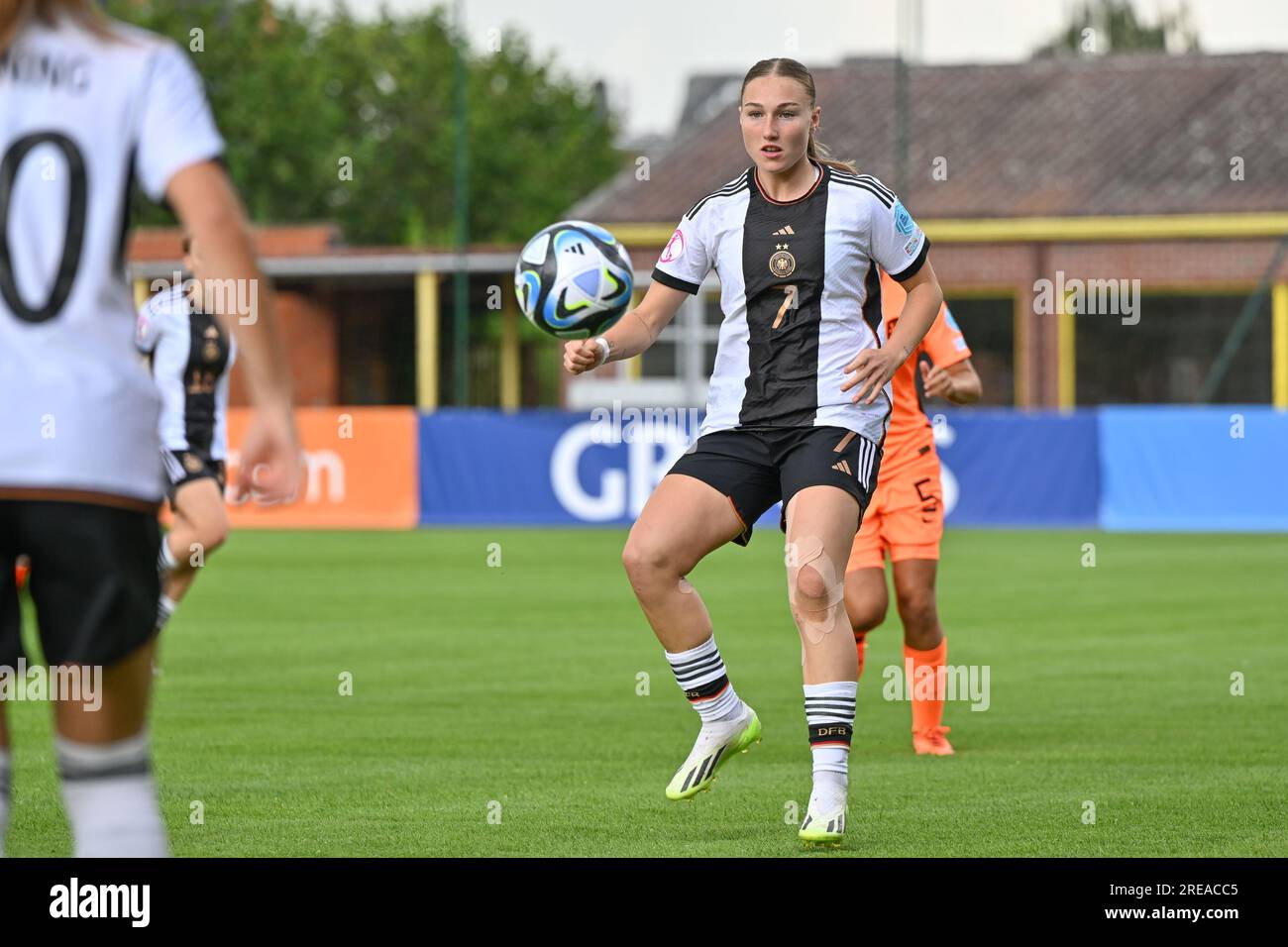 Sophie nachtigall hi-res stock photography and images - Alamy