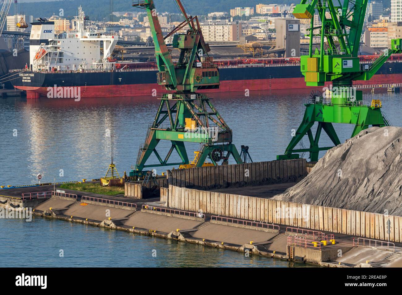 Poland coal shipping hi-res stock photography and images - Alamy