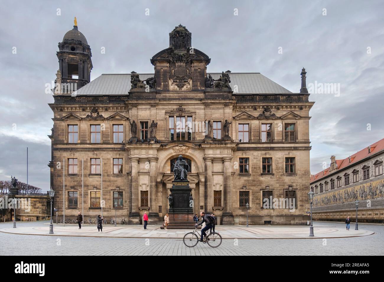 Regional estates hi-res stock photography and images - Alamy