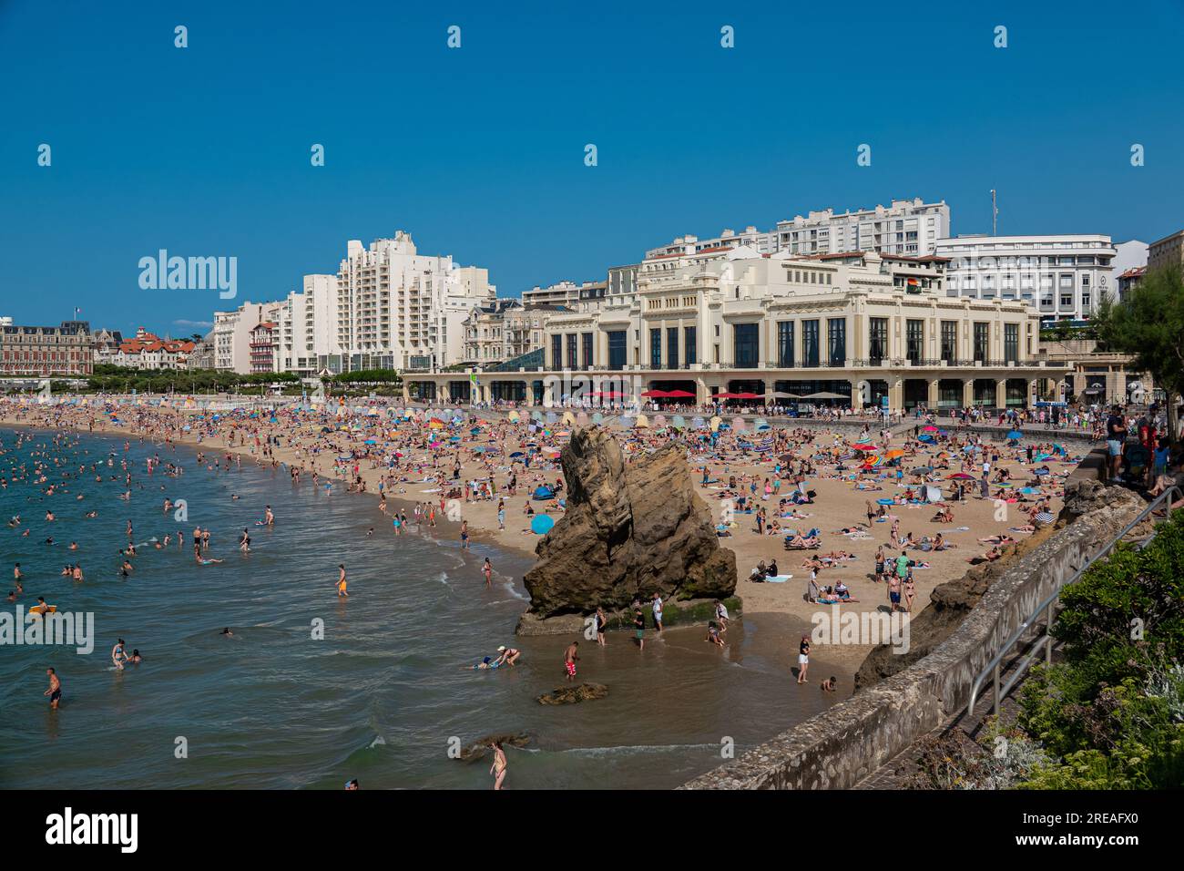 Biarritz beach 34 hi-res stock photography and images - Alamy
